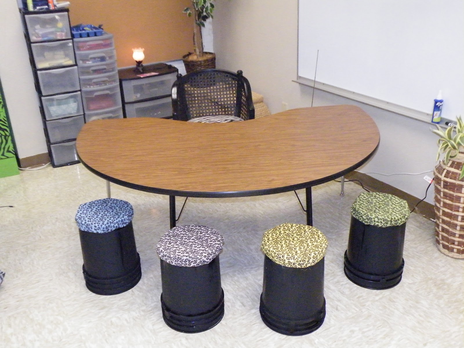 Kindergarten Fun: Guided Reading Bucket Stools in Their Home :)