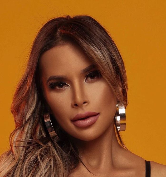 Rafaela Ravena - Macho Alfa