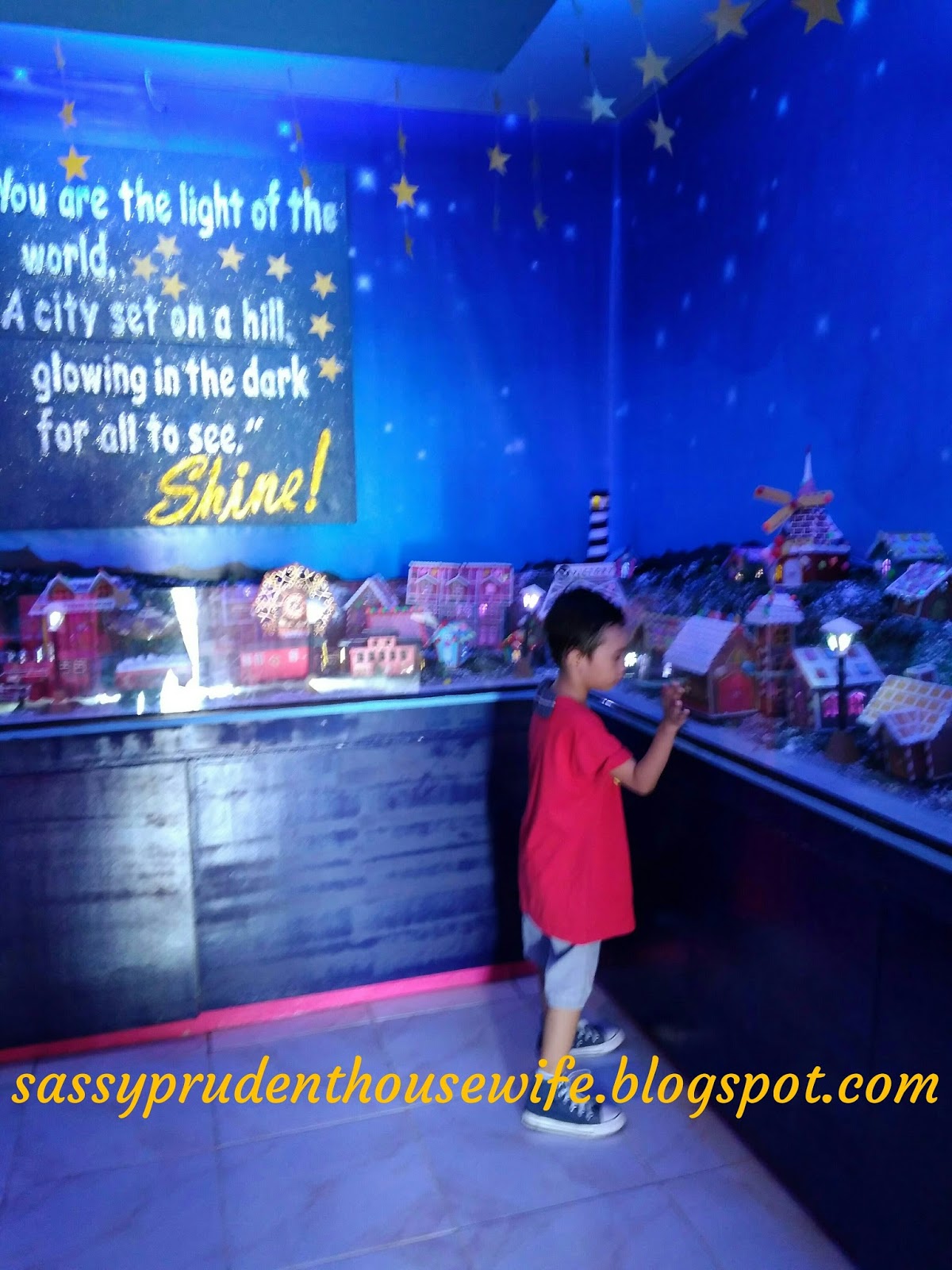 Sassy Prudent Housewife: The Gingerbread House: Hidden Attraction near ...