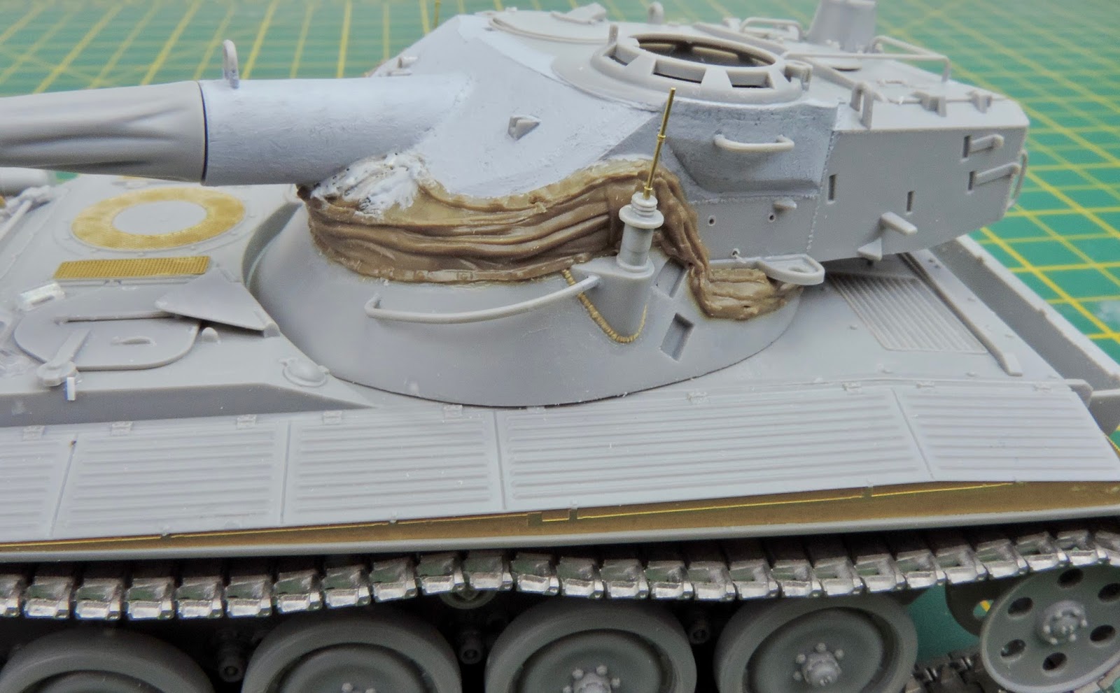 Pete's Model World : Takom AMX-13/90 Turret Time
