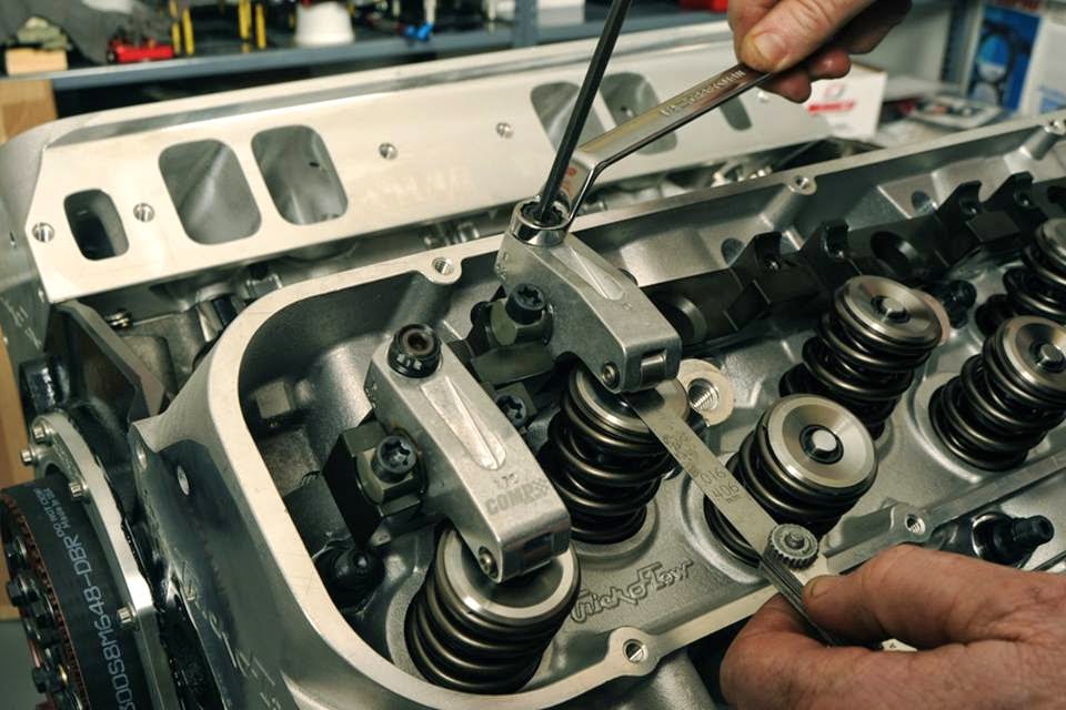 ELECTROMECÁNICA: MOTORES TEMA 4.4 Varillas, Balancines y Taqués