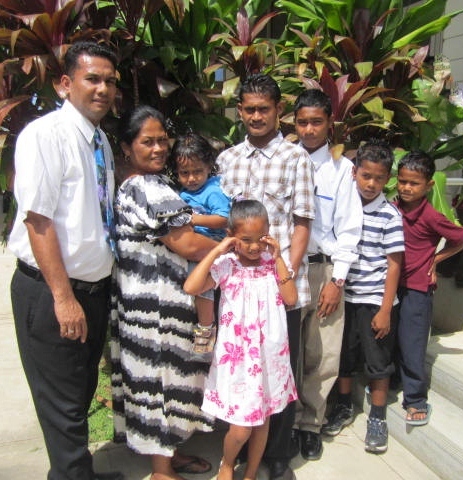 Tiffany's Micronesia Island Adventures : Joseph family