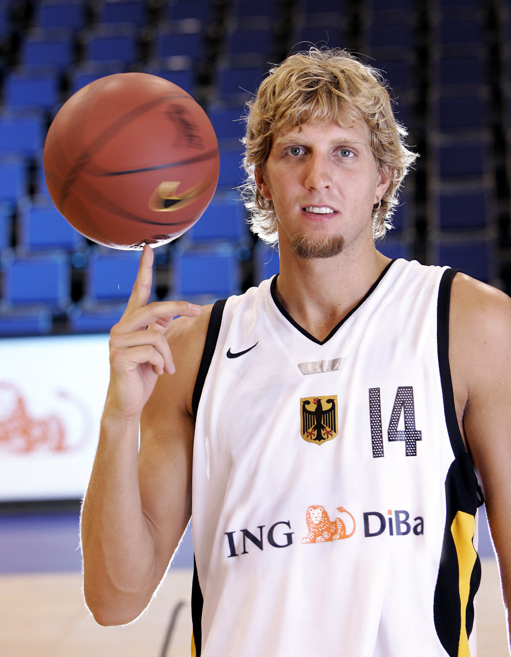 Dallas Mavericks : Dirk Nowitzki, Los Angeles Lakers : Kobe Bryant ...