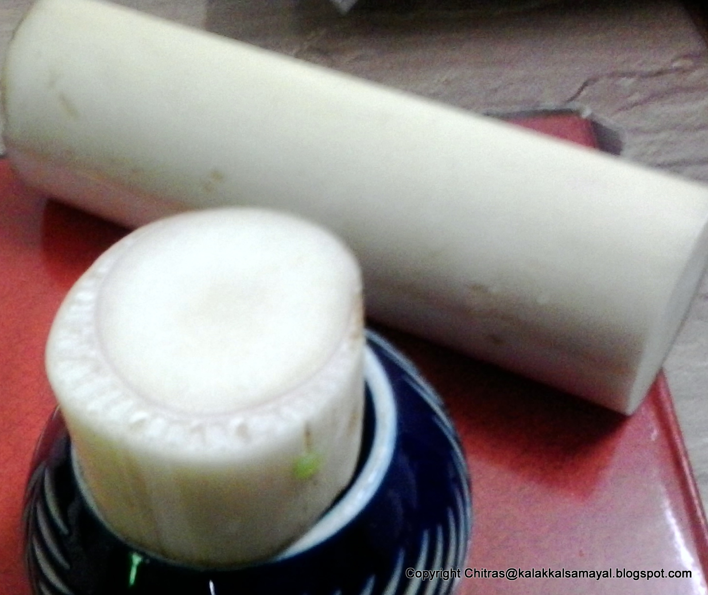 kalakkalsamayal: Murungai-keerai-Vazhai-thandu-Poriyal