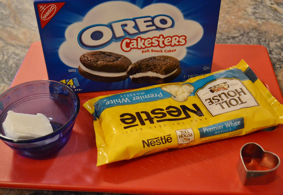 Sunny by Design: Oreo Cake Hearts