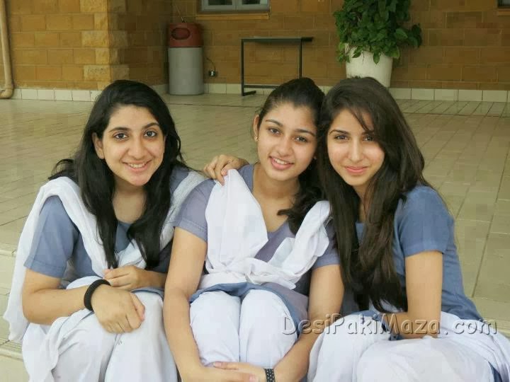 Chulbuli Girls: Beautiful Pakistani College Girls In Uniform In Punjab ...