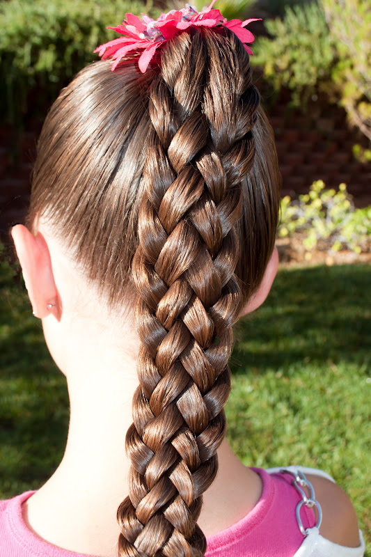 Princess Piggies: Friday's Film: 7-Strand Sennit Braid