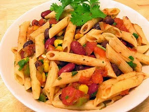 Mrs.Homemaker: Mediterranean Penne &Beans