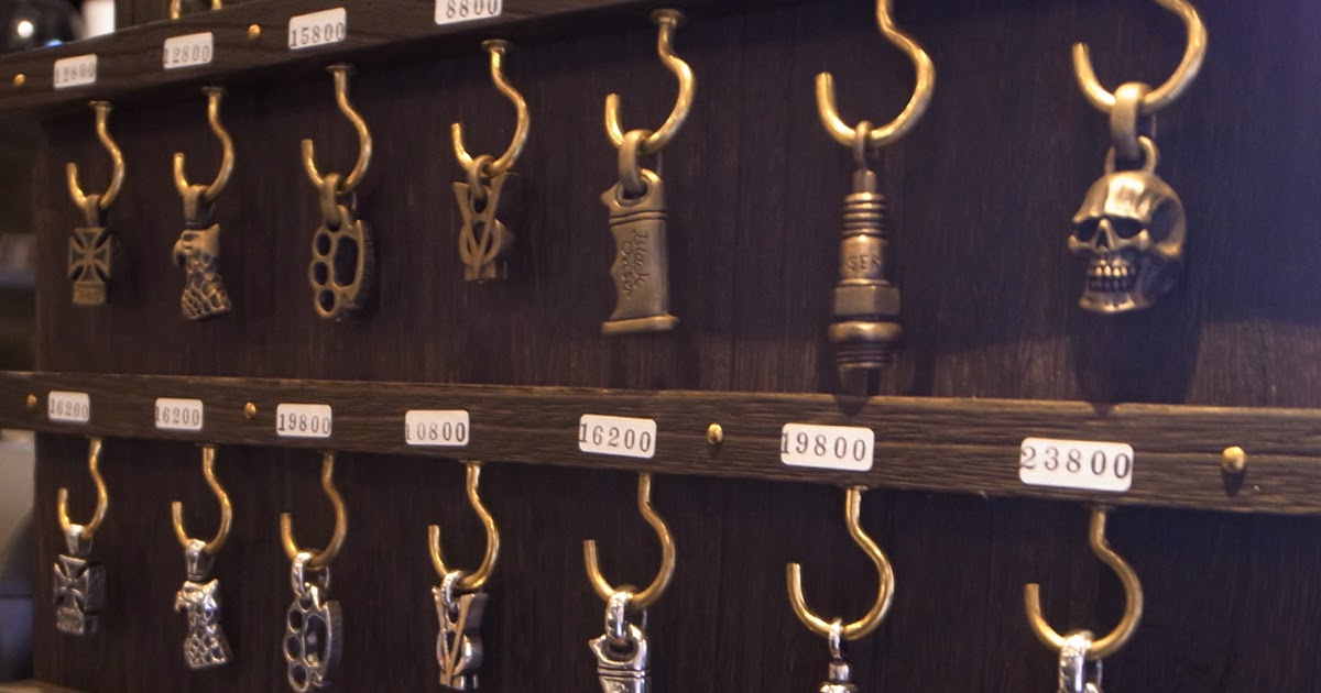 BLACK DALLAS: Black Chaser “Custom Key”