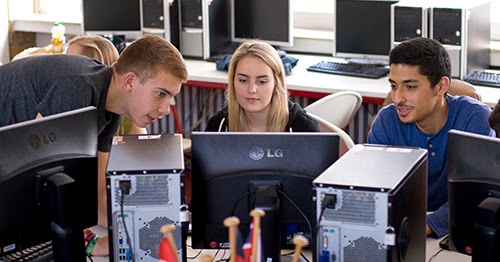 Assistent/in - Informatik (allgemeine Informatik) مساعد/مساعدة في قطاق المعلوماتية (معلوماتية عامة)