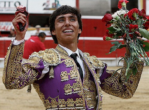 PERÚ TOROS: BIOGRAFÍA DEL MATADOR MEXICANO MANUEL JUÁREZ "EL POETA"