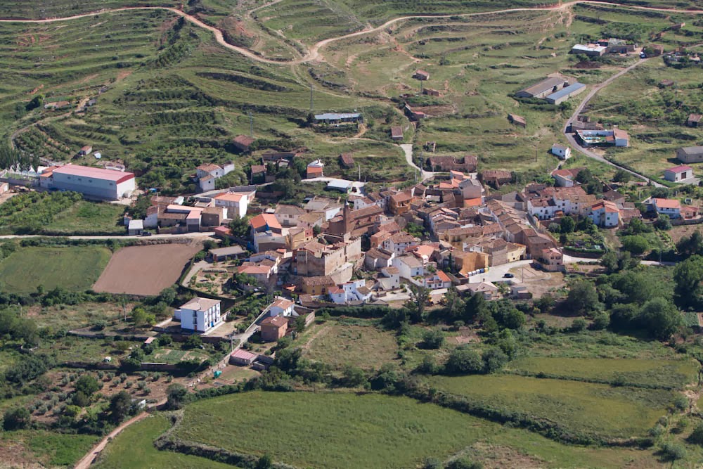 Castillo Medieval de Grisel. Hotel literario con encanto.: Fotos aéreas ...