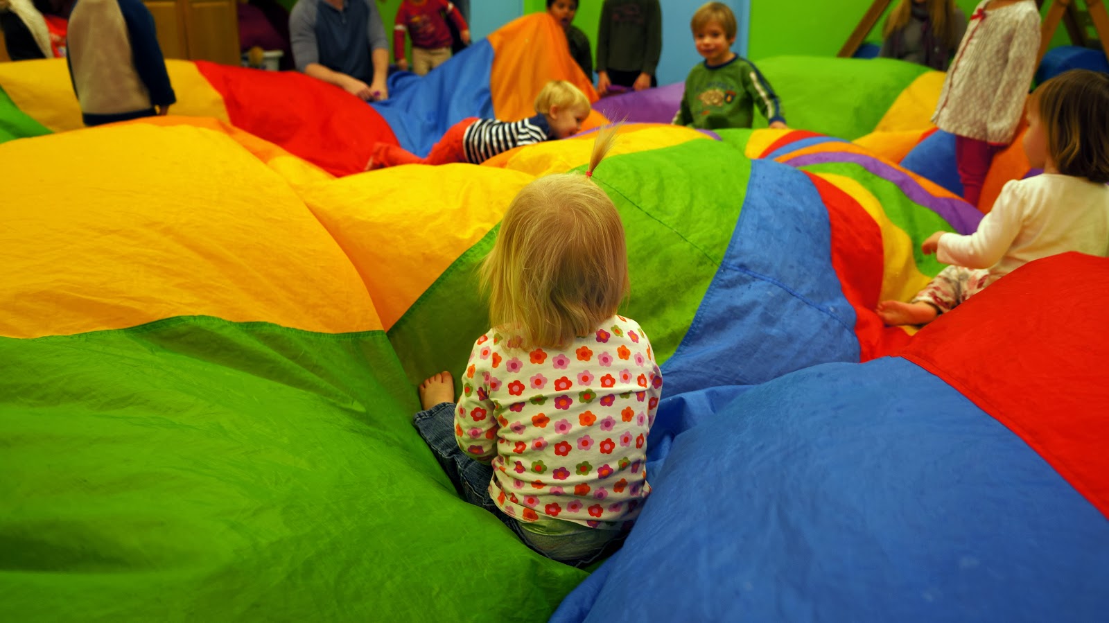 Gymboree Birthday Party, Peeling An Orange, and Sweetwater Creek