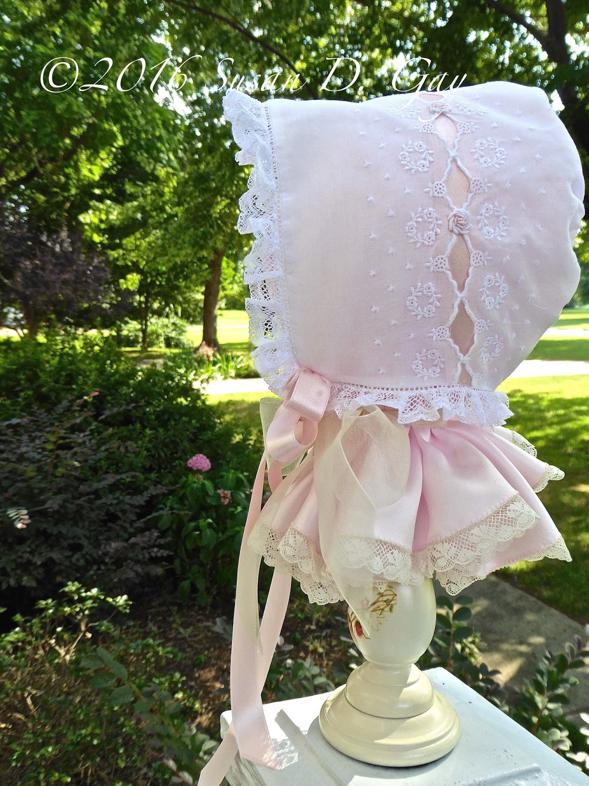 Berryhill Heirlooms: Sewing, Stitching and Other Musings: Bonnet Relations