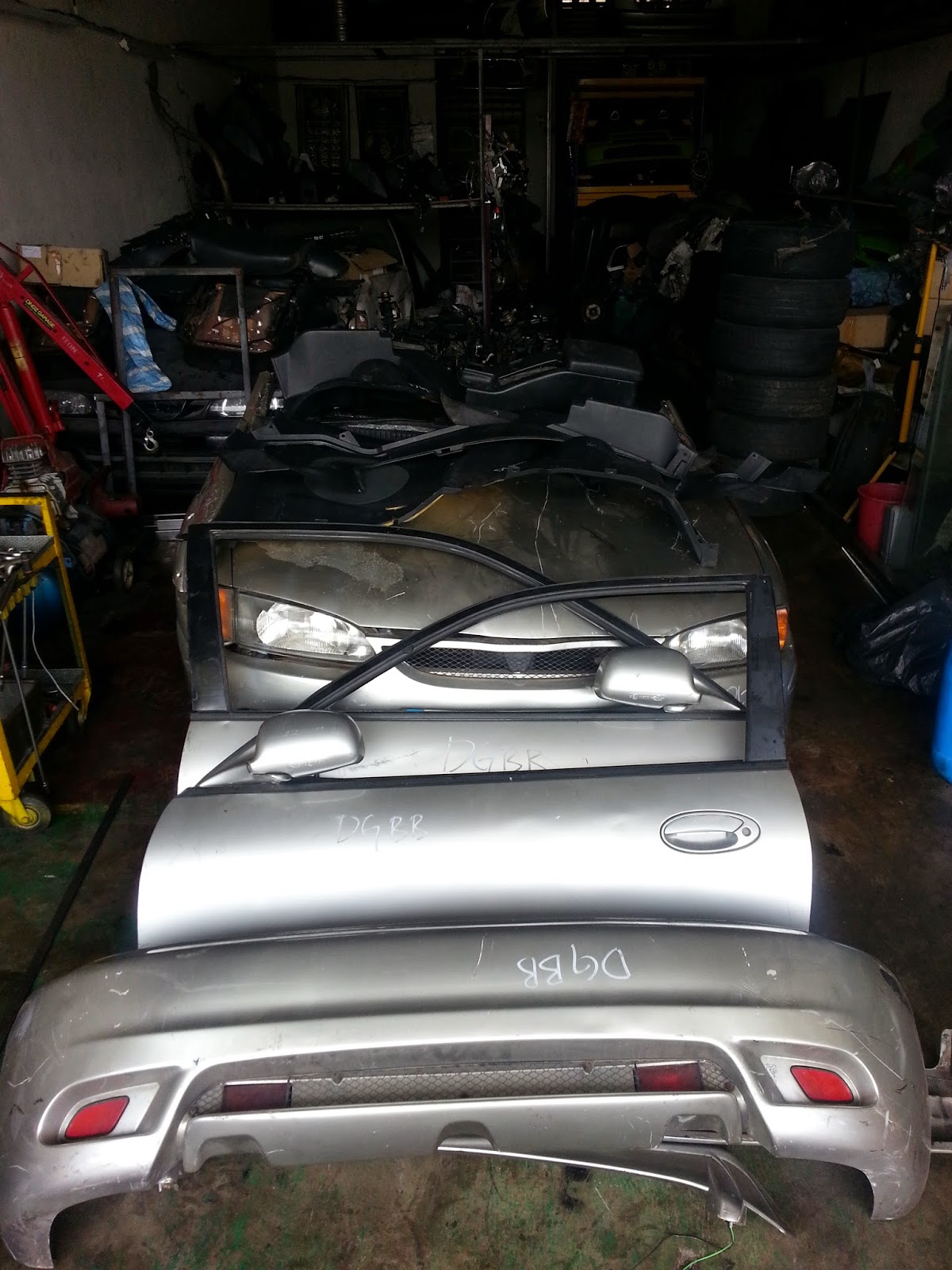 Dingz Garage: Satria Gti parts