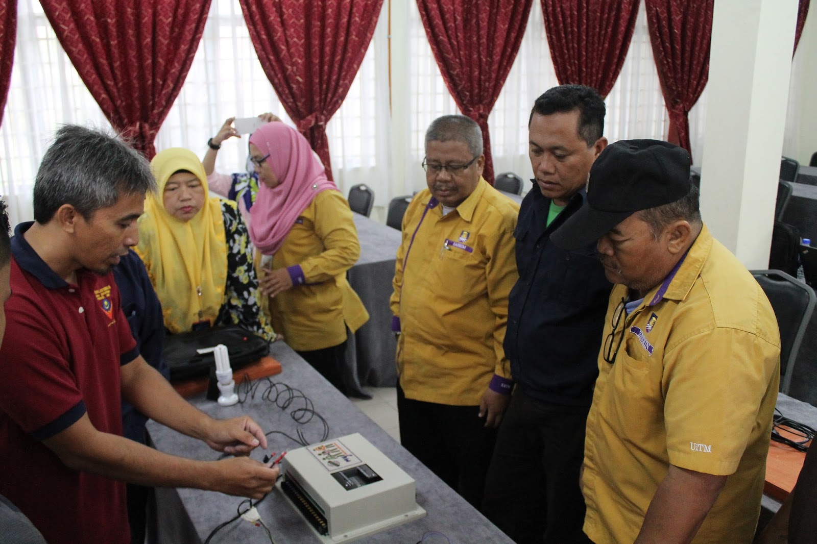 ELEKTRIK DUNIAKU: KURSUS PLC DI UITM SEGAMAT