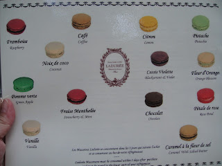 FOODYHOLIC'S Choice: LADUREE - French macarons