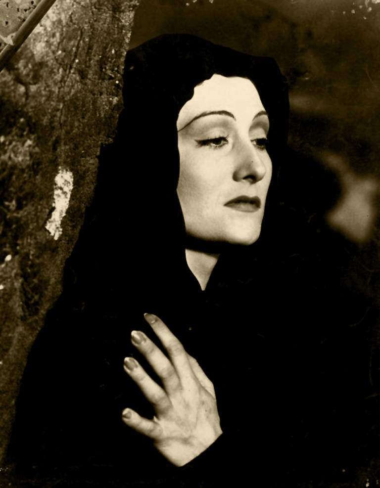 Gloria Holden Aged