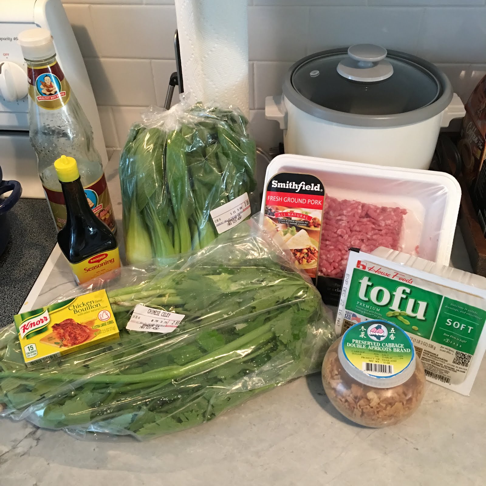 Double Yummy Too Much: Tom Jued: A Classic Thai Soup of Minced Pork ...