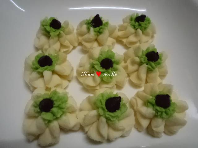 ILHAM JIWA RASAKU: IFTAR 21: BISKUT BUNGA CINA