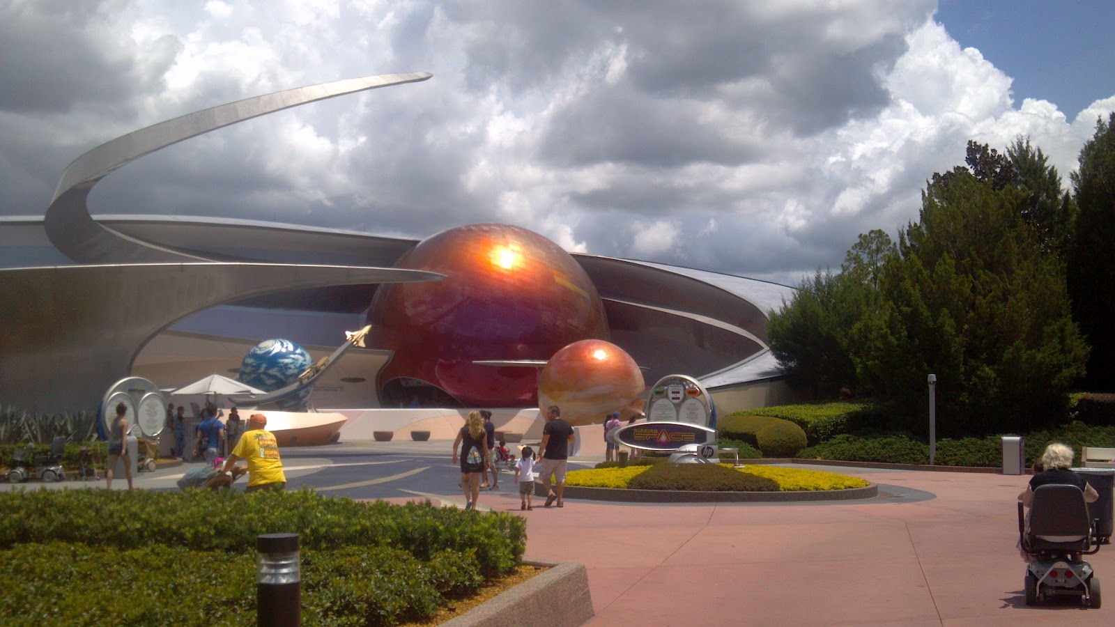 Orlando Area Theme Parks, Attractions, and Eateries: Mission: SPACE ...