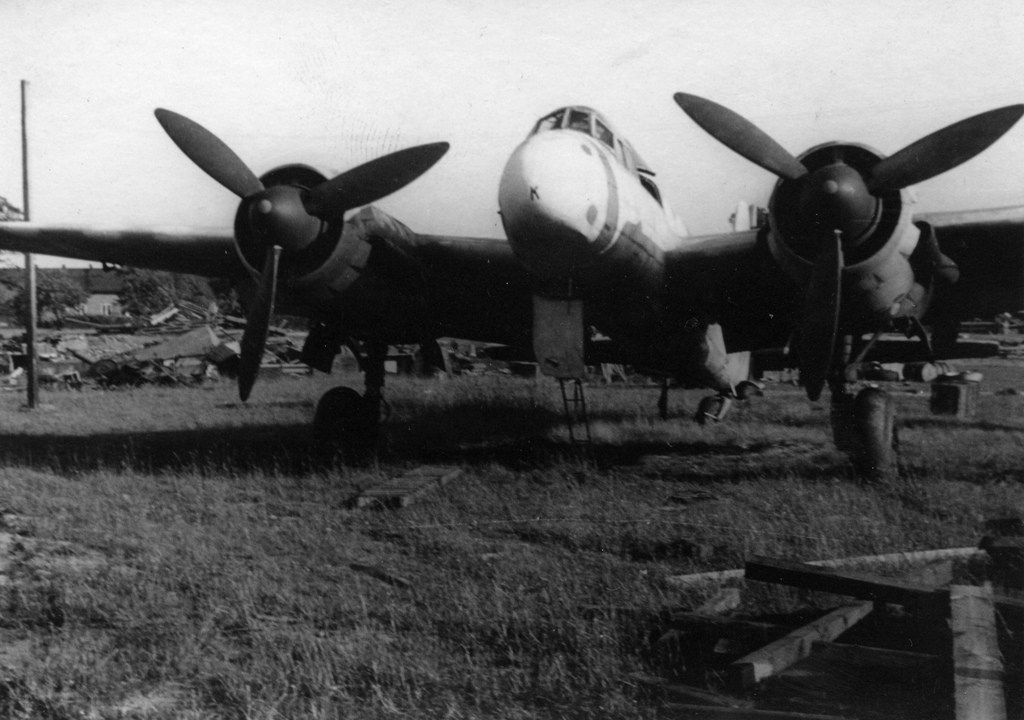 Luftwaffe Lovers: Luftwaffe Aircraft on Lübeck Airport, 1946