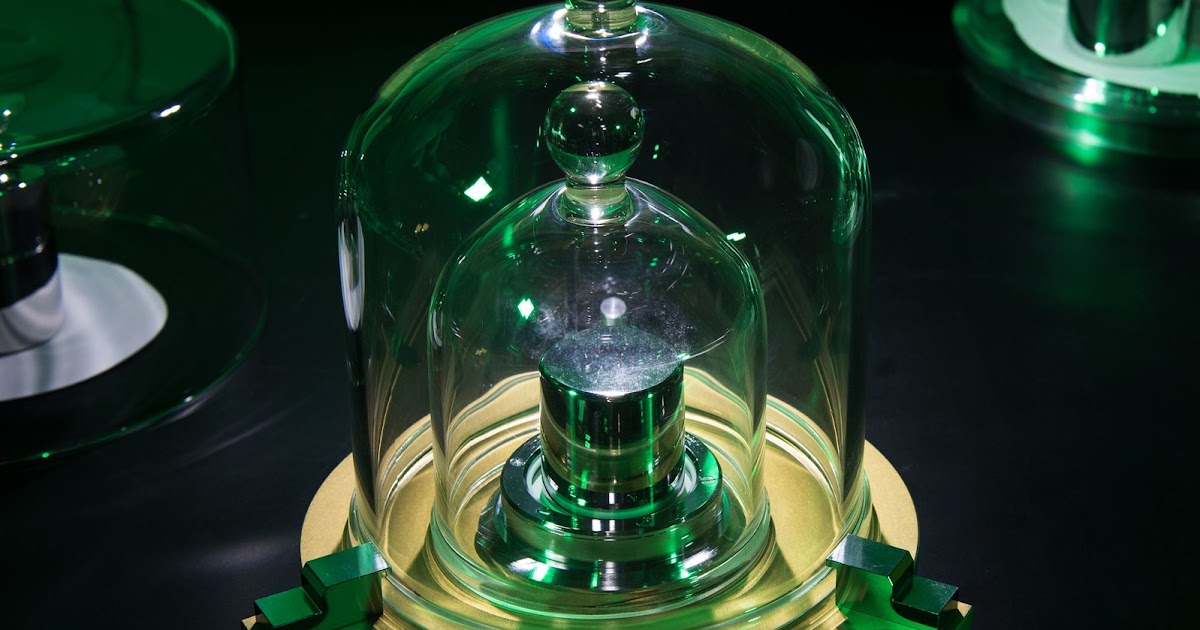 EchoSTEM: Old kilogram, meet new kilogram