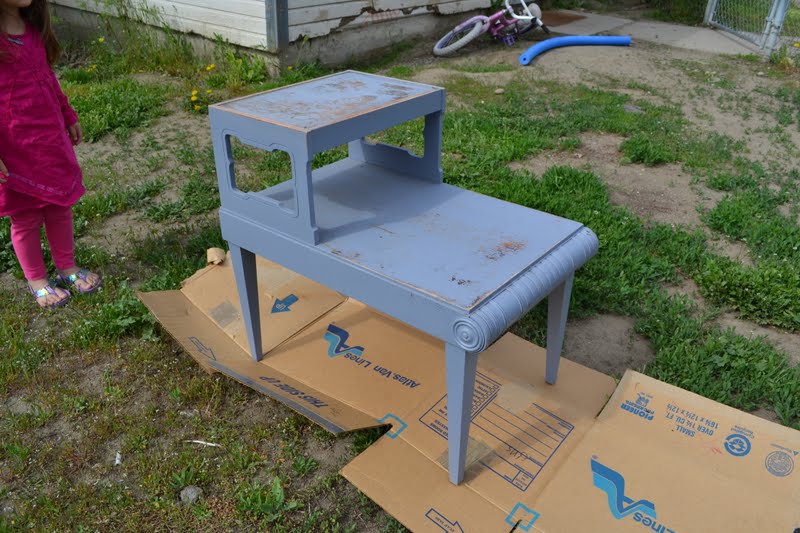 *lyssa beth*: Side table redo.