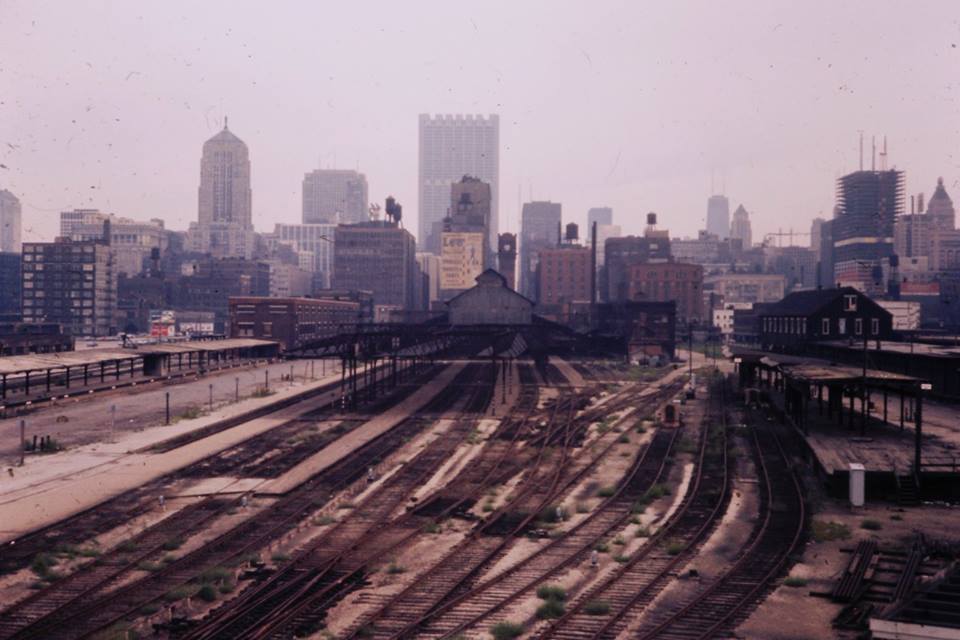 Towns and Nature: Chicago, IL Depot: Dearborn Station