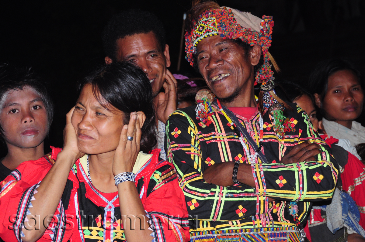 walking distance & et cetera -: Matigsalug Tribe