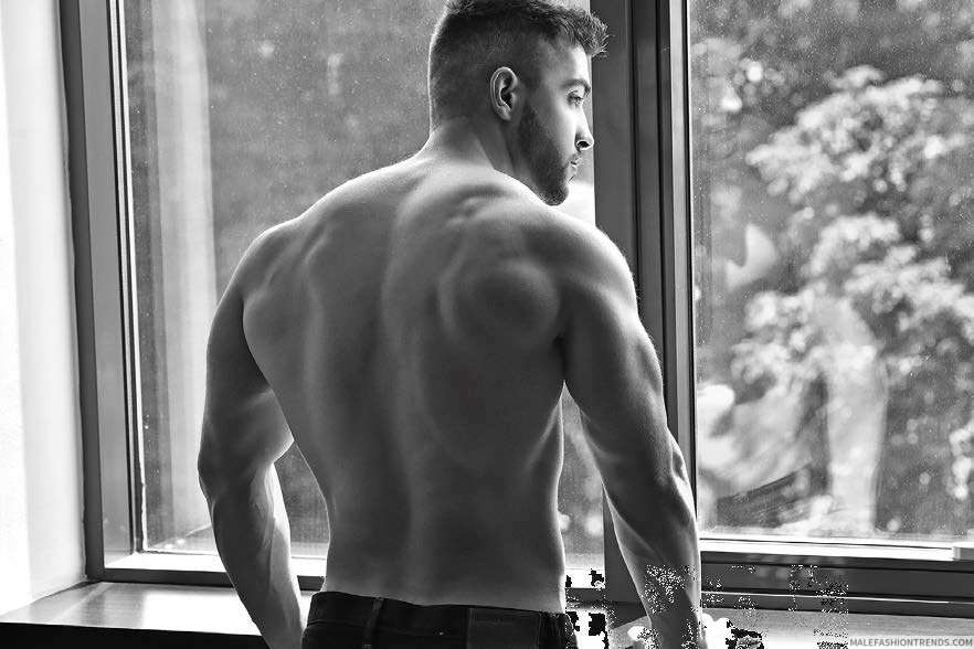 'Relax', Adel Trako por MLADEN para ADON Magazine