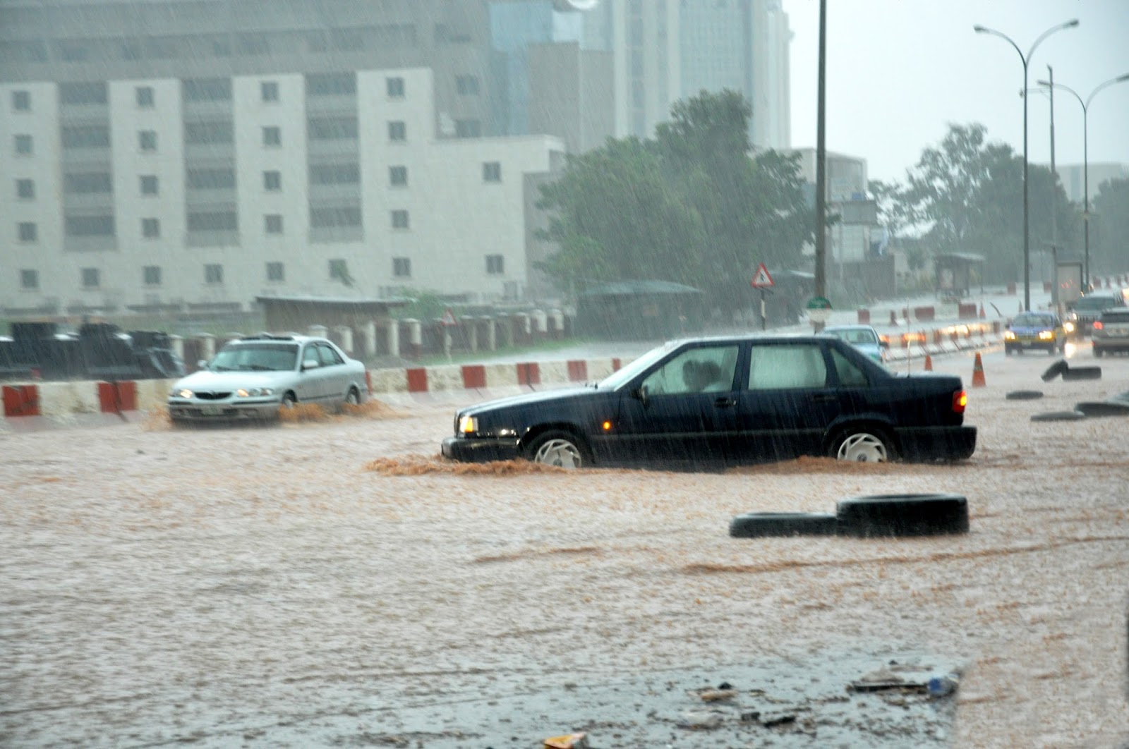 20 hours of rain cause flooding in Lagos - Nigerian News, Latest ...
