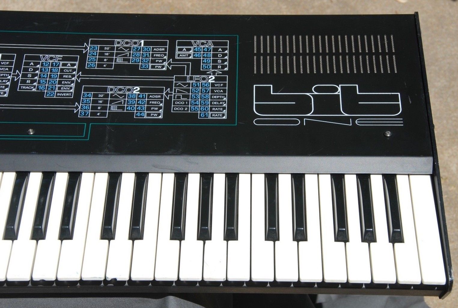 MATRIXSYNTH: Crumar Bit One Analog Synthesizer CEM Version