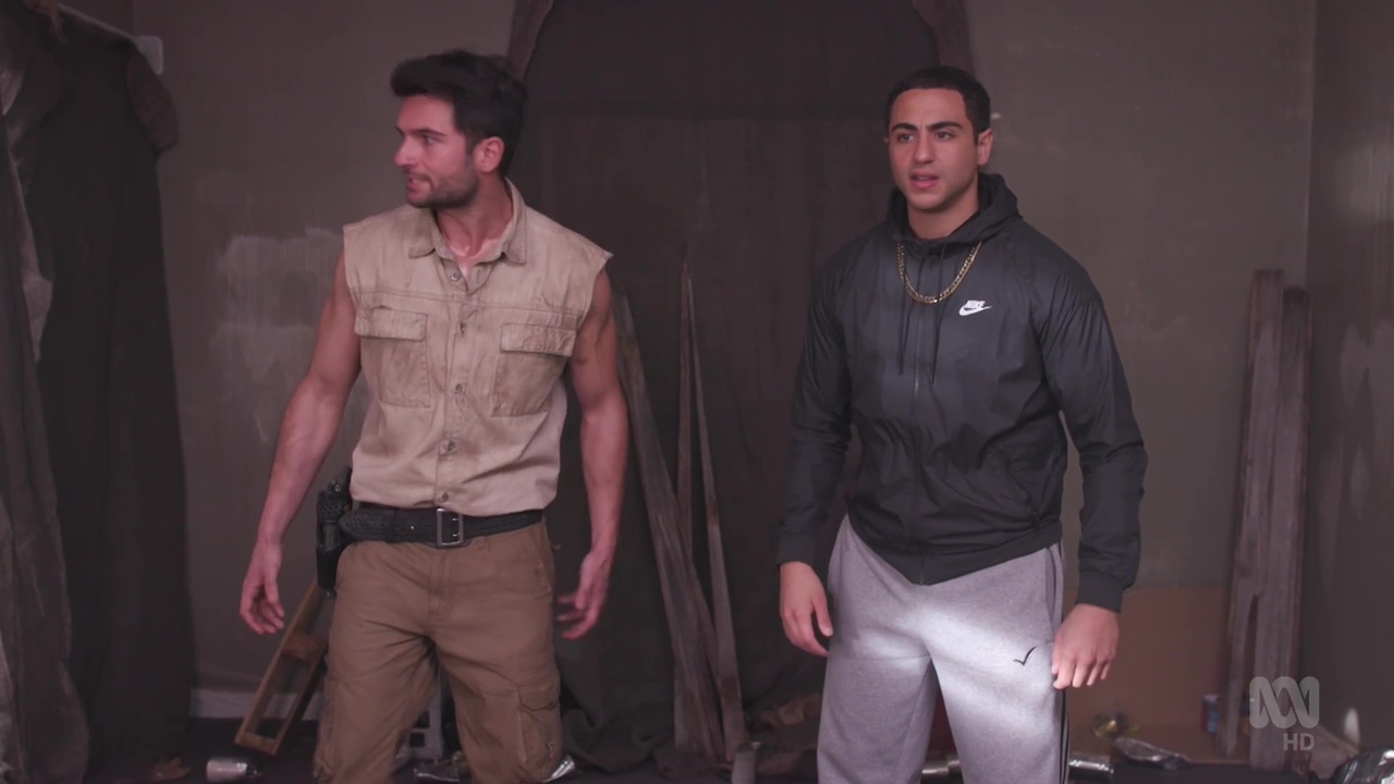 ausCAPS: Sasha Sutton shirtless in Superwog 1-06 "The Zombie Apocalypse"