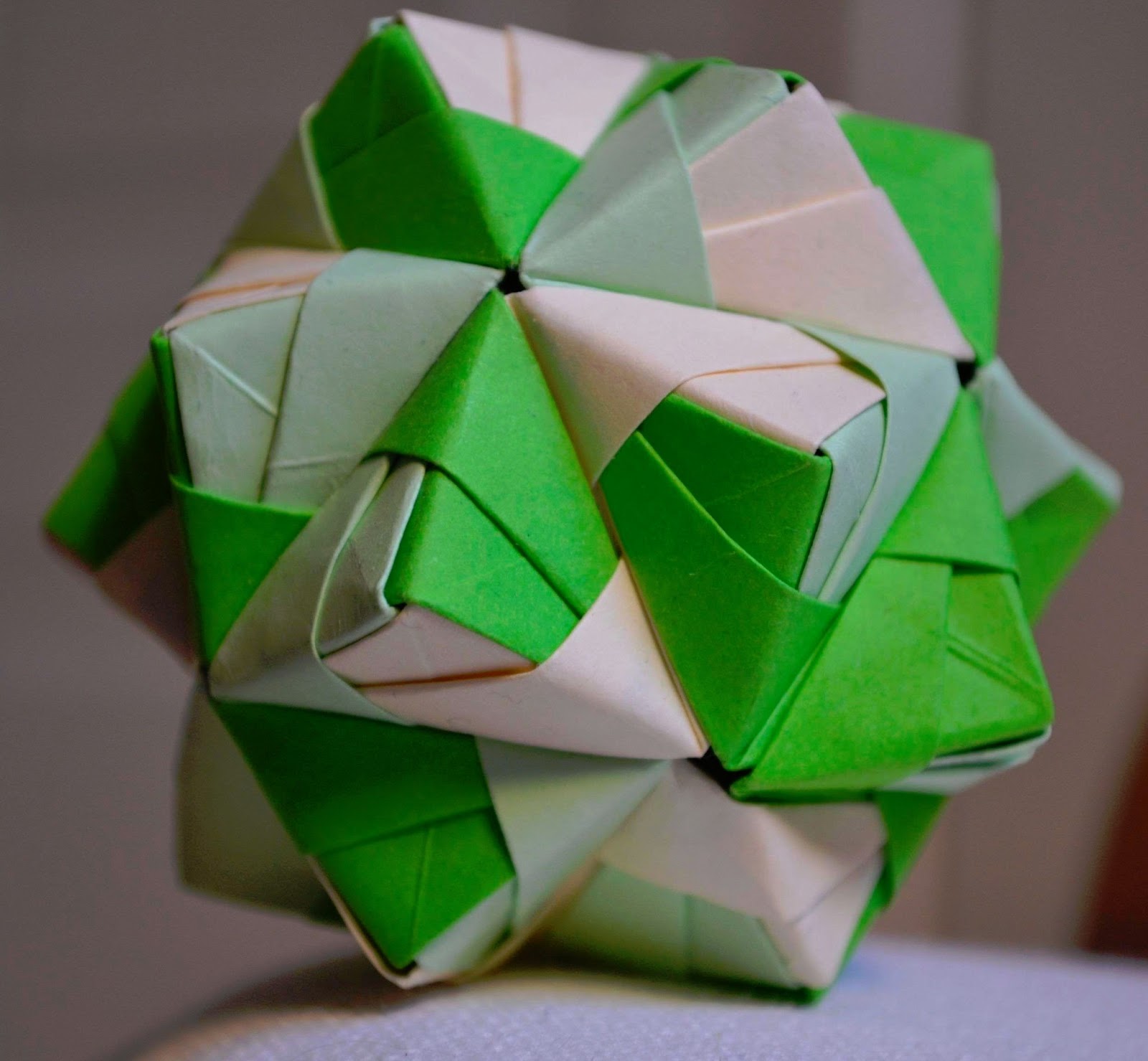 Kusudama Small Triambic Icosahedron (Sonobe Variation Unit) ~ Arte Kusudama
