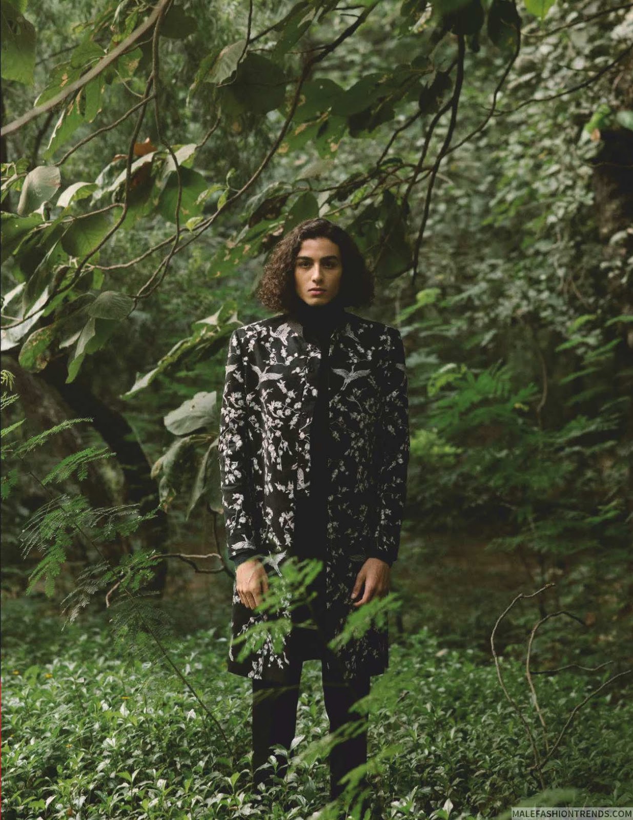 Bikramjit Bose captura looks tradicionales para GQ India