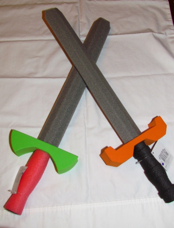 Homemade Sister: Pirate Swords and Hooks