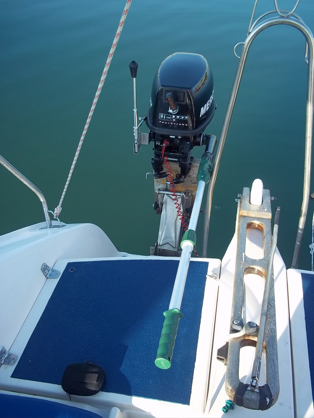 Faro del Picacho: Alargador de caña motor Fueraborda