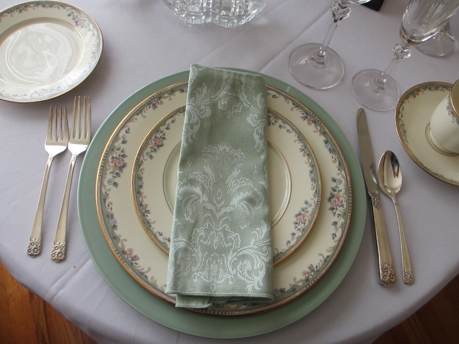 Table for One: Lenox Spring Vista Table