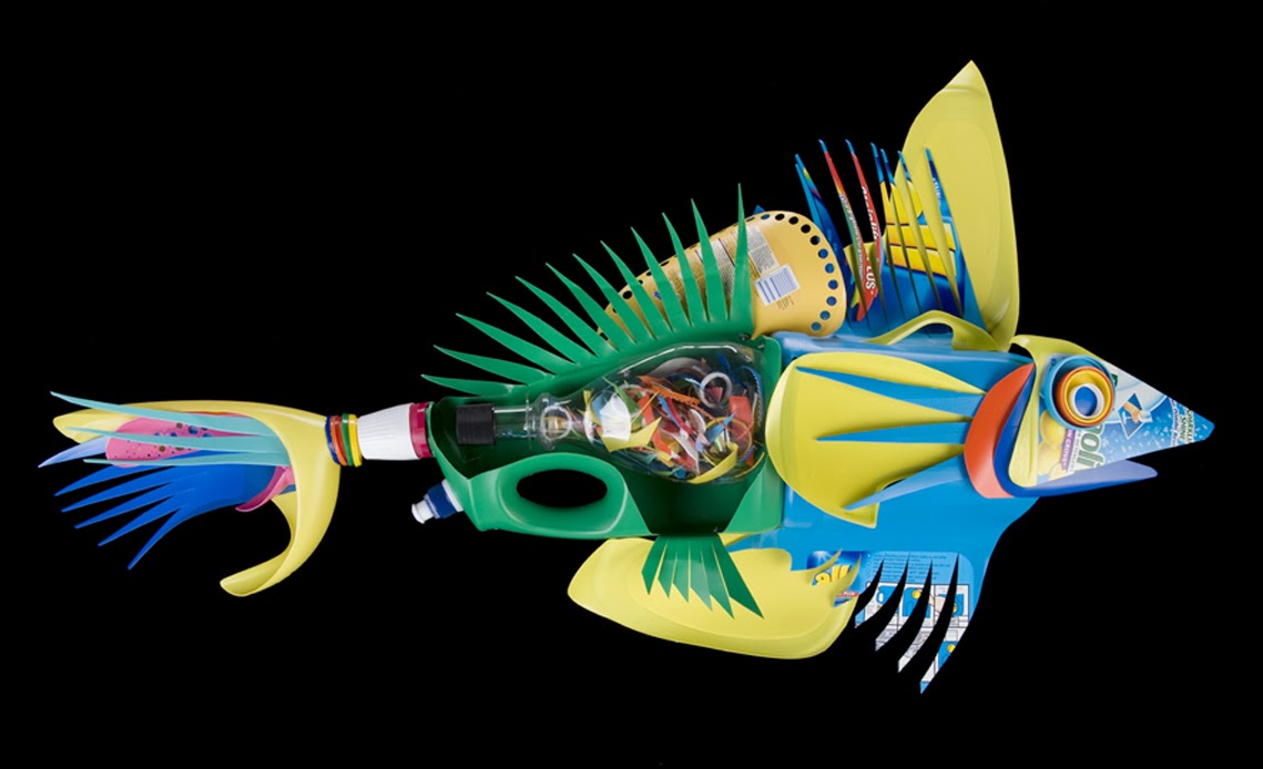 Seni Perahu Kertas: Contoh-Contoh dan Idea Arca Binaan Daripada Botol ...