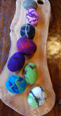 House InsideOut: Felted Rocks as Place Card Holders