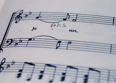 Ponderings of an Elect Exile: Multitude Monday...The Music and the Gifts...