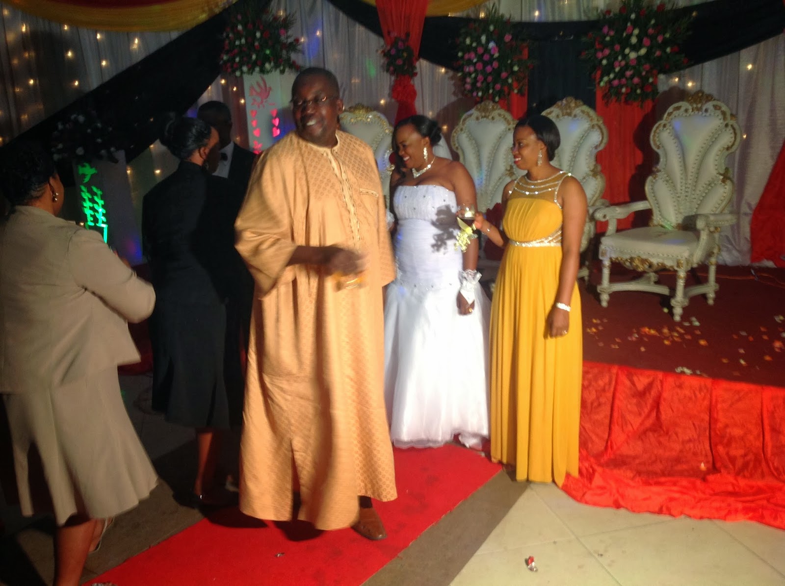 McNDIMBO ENTERTAINMENT: John Mabamba weds Pendo Alex @ Kwalalumpa, Sinza
