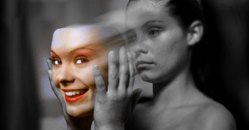 El desgaste emocional que implica fingir que estamos bien.