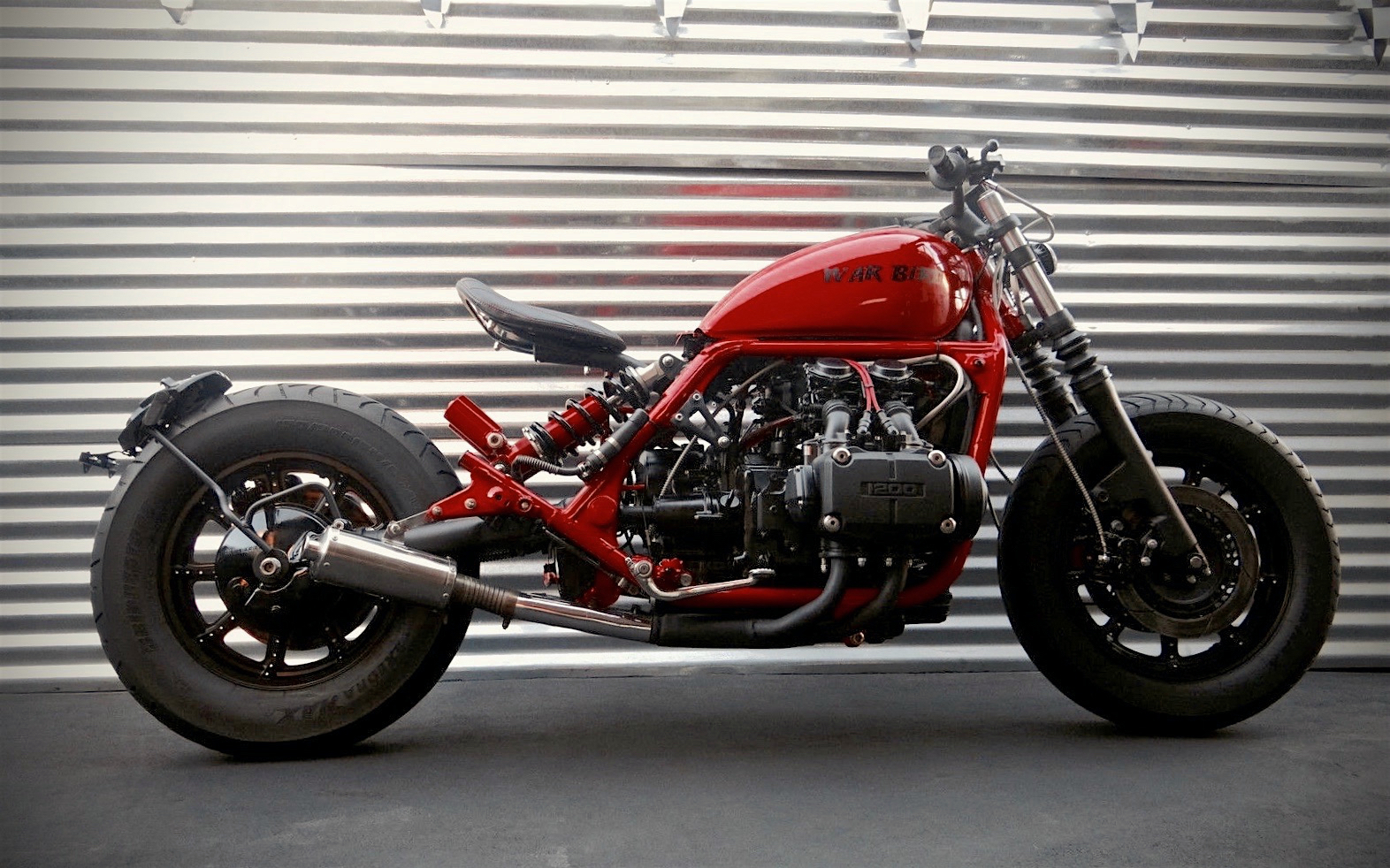 War Bird II - Inazuma café racer