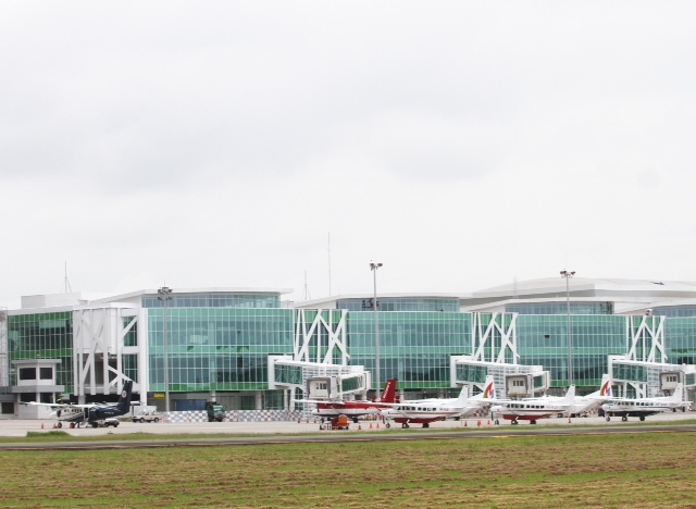 Bandara Sepinggan - Balikpapan Kalimantan Timur - THE COLOUR OF INDONESIA