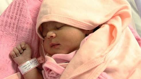 INDIAN HAJJ PILGRIM DELIVERED BABY IN HOLY CITY