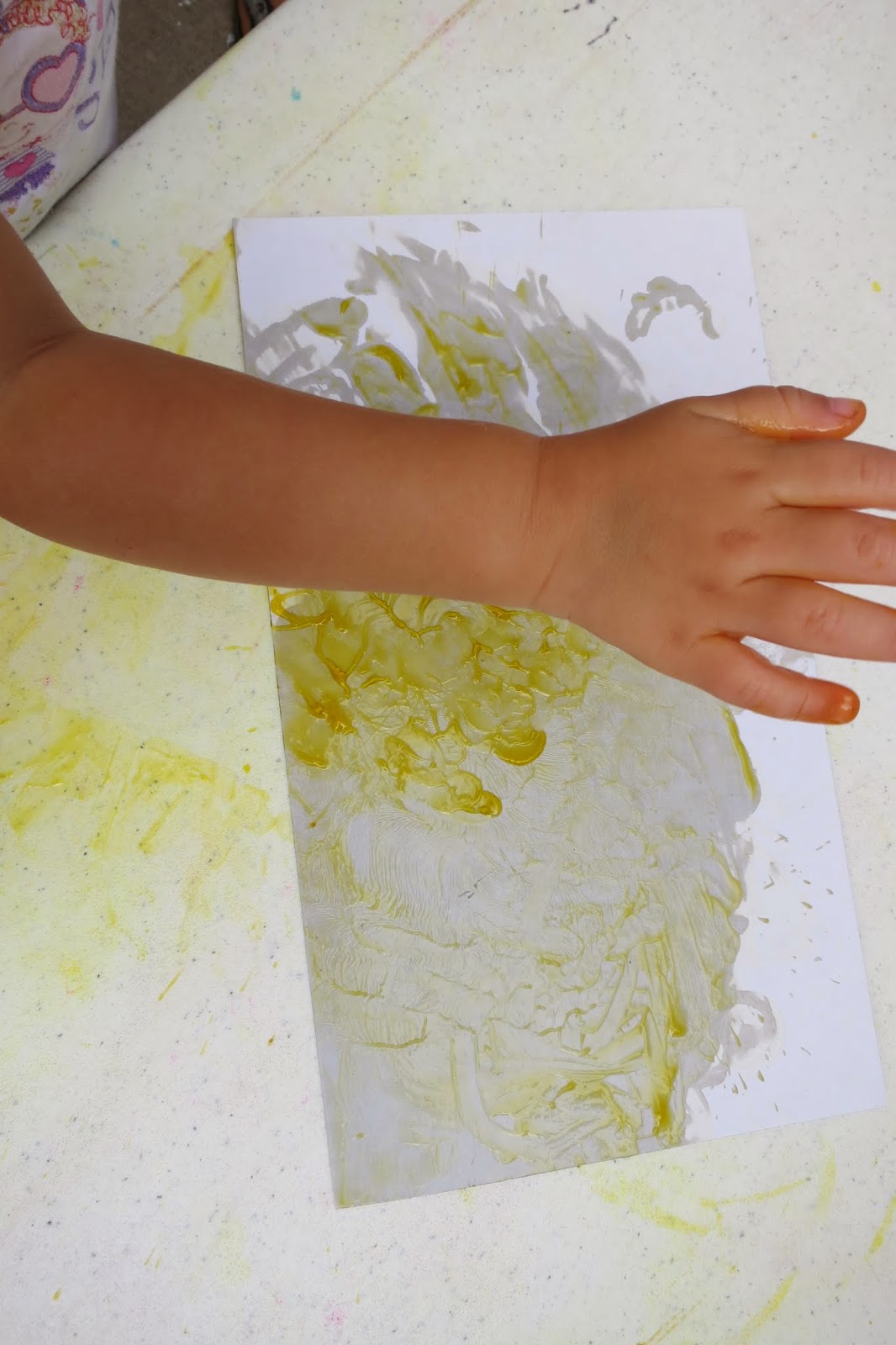 Toddler Art Class: Sticky Finger Painting : library makers