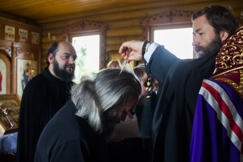 Becoming a Monk: a Closer Look at Monastic Tonsuring in Orthodoxy - The ...