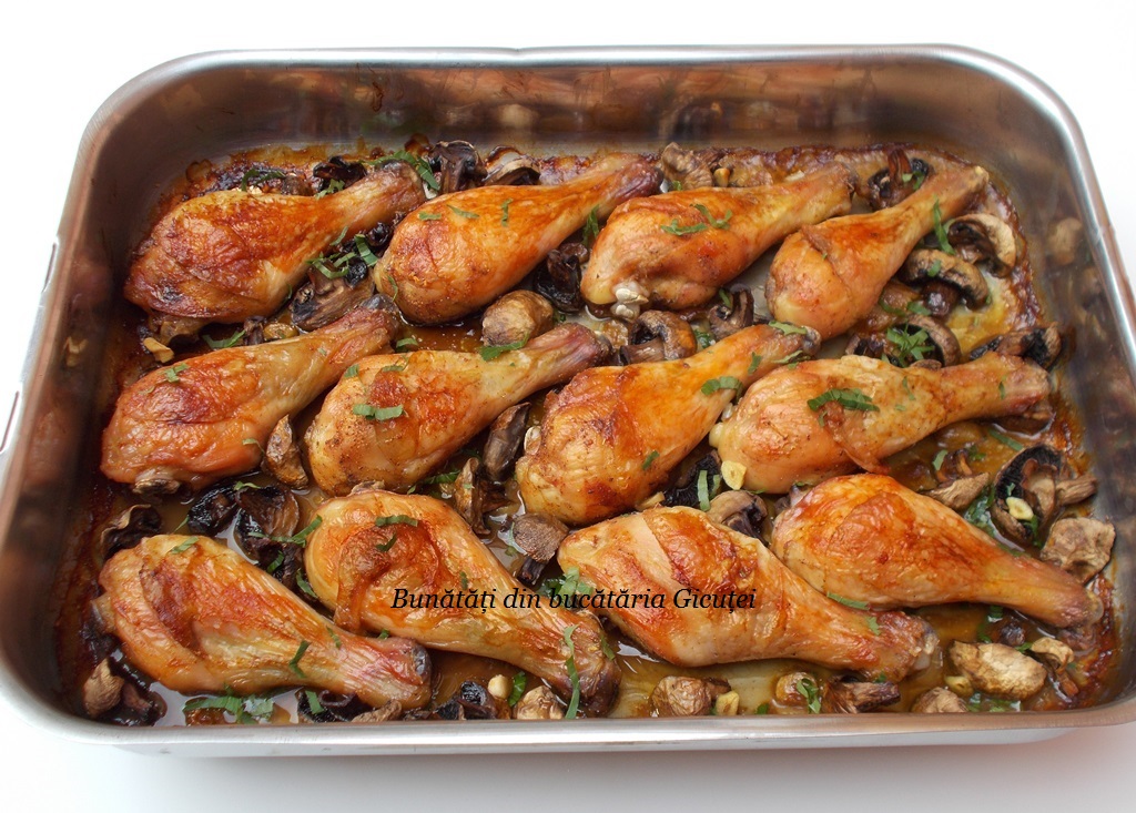 Ciocanele de pui si ciuperci cu vin si usturoi la cuptor - Bunătăți din ...